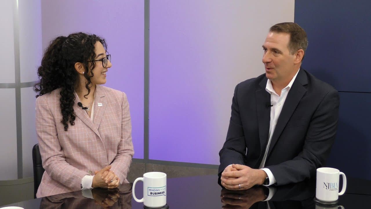 Restaurant Owners & Employees Push Back Against Proposed Tipped Wage ...